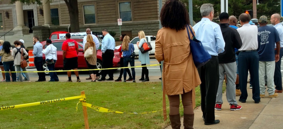 Early voting turnout hits new highs with nearly 600,000 votes cast ...