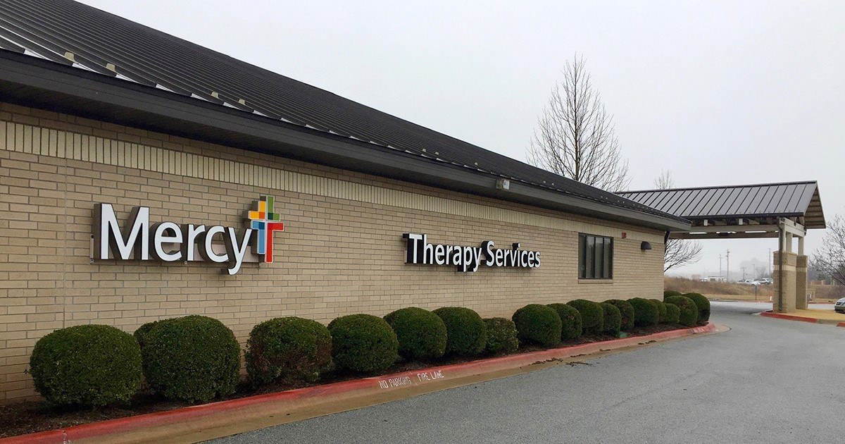 Mercy Therapy Services in Rogers sets ribbon cutting, blessing for ...