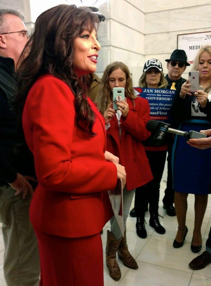 Hutchinson challenger Jan Morgan officially files to run for governor ...