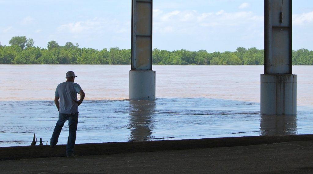 Record flooding could close Arkansas River port operations for many ...